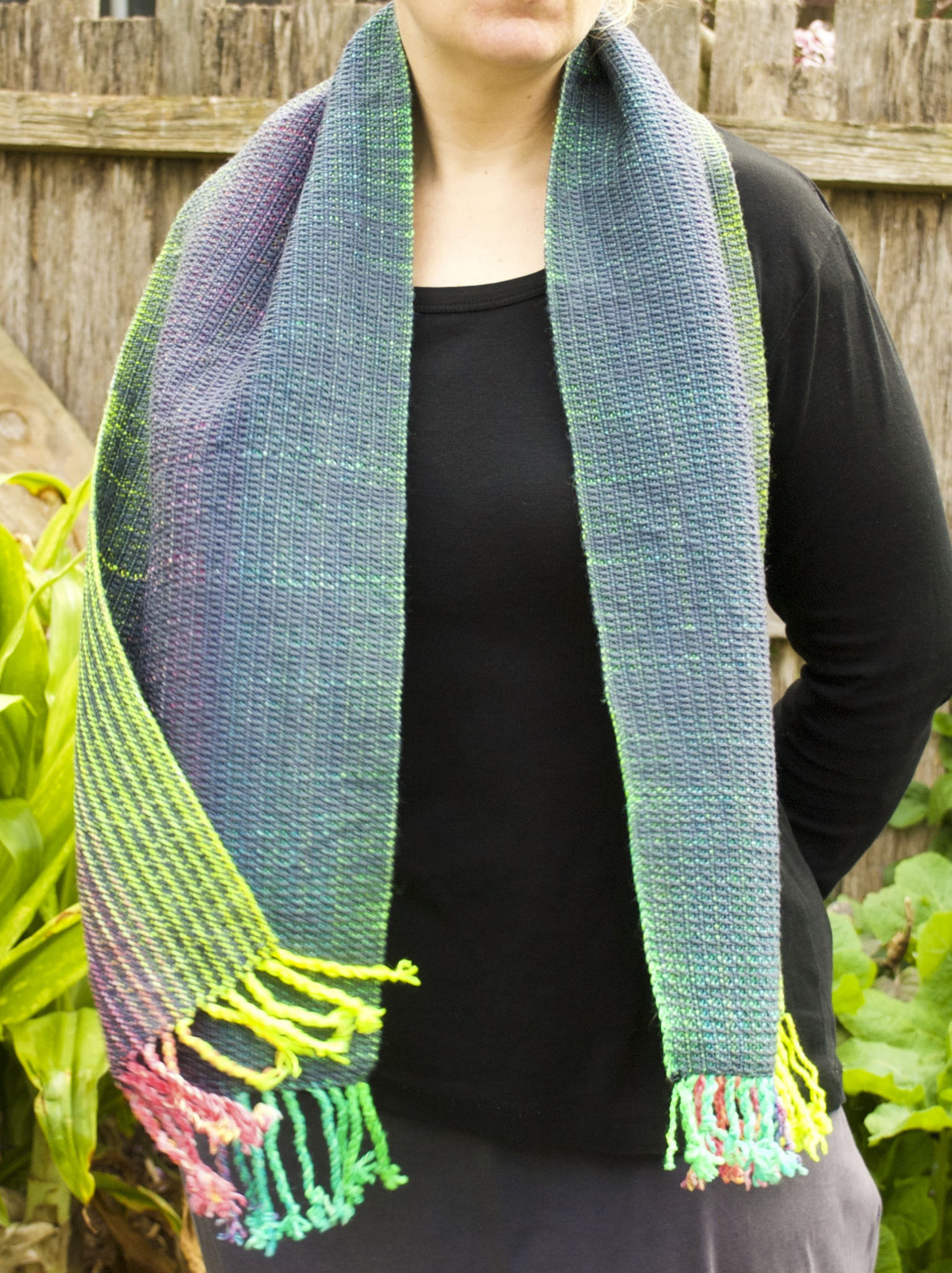 How to show off a multi coloured warp - Kelly Casanova Weaving Lessons