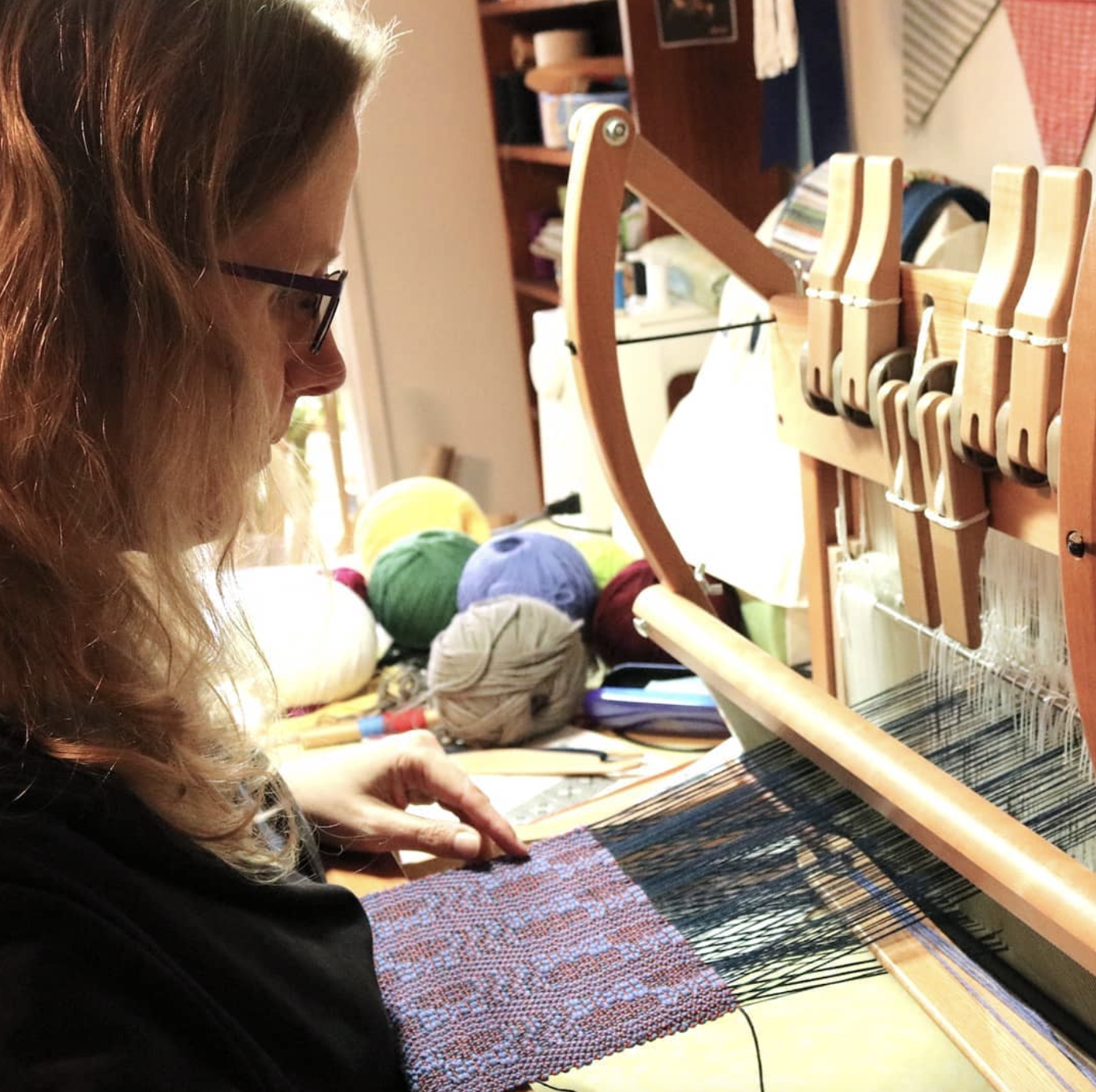 Table loom choices - new looms - Kelly Casanova Weaving Lessons