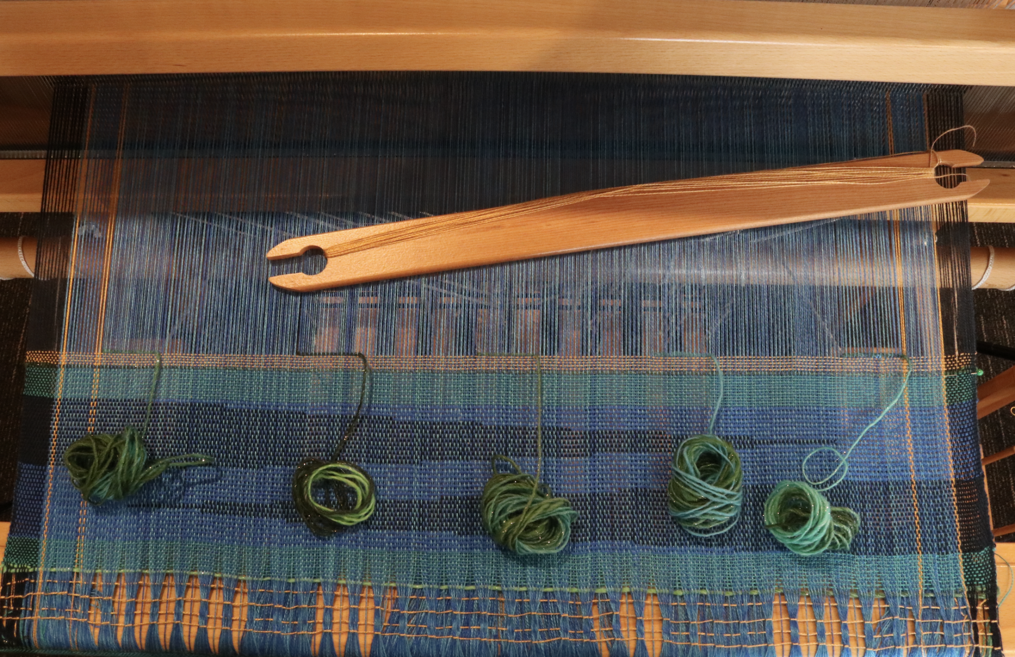 A Guide to Inlay Weaving for Beginners - Kelly Casanova Weaving Lessons