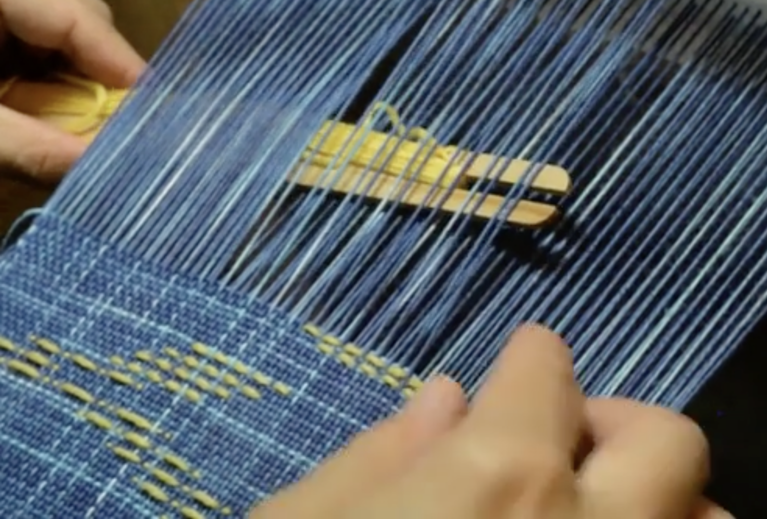 A Guide to Inlay Weaving for Beginners - Kelly Casanova Weaving Lessons